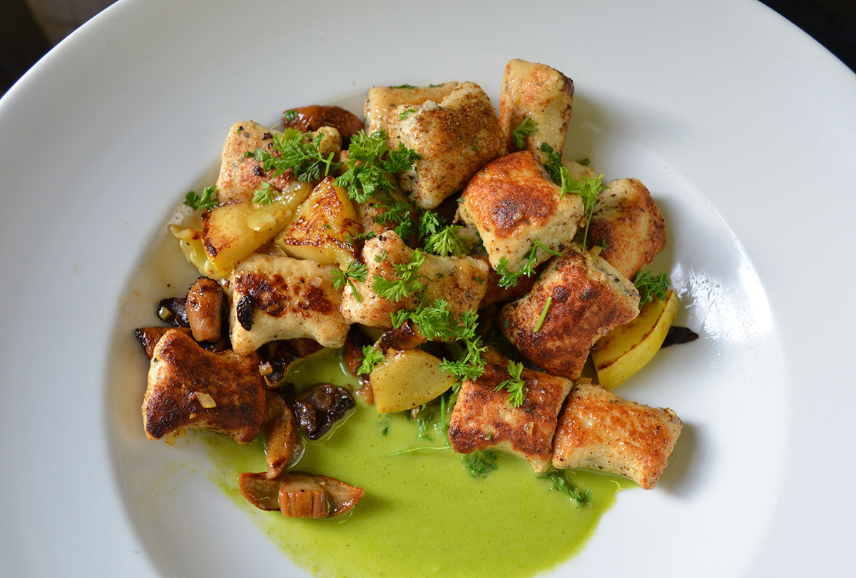 gnocchi - Frog and Peach